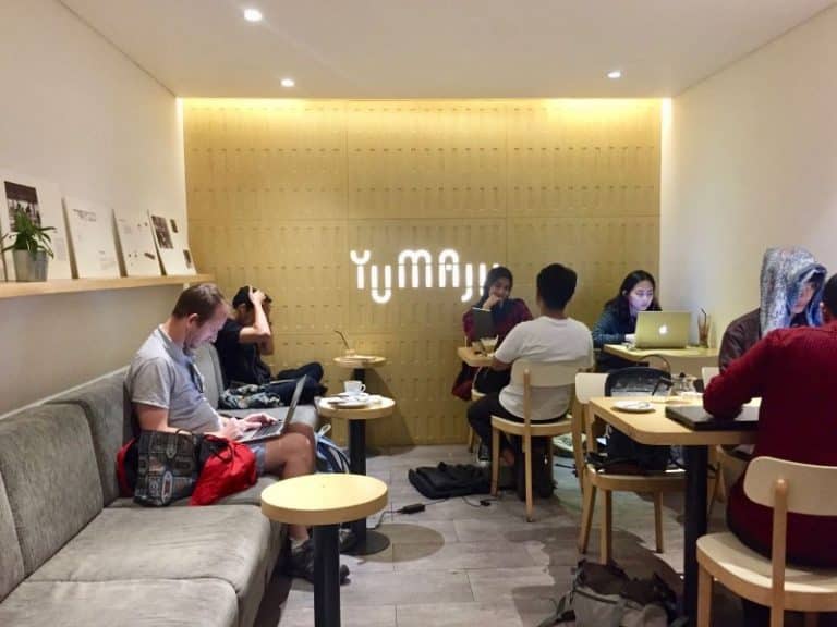 25+ Cafe di Jalan Riau Bandung yang Murah, Instagrammable!